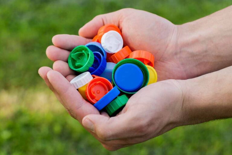 Eco-Friendly DIY Crafts: Creative Projects Using Recycled Materials